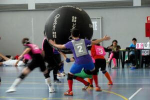 Kinball: Qué es el kin-ball, cómo se juega al kinball | COMPETIZE